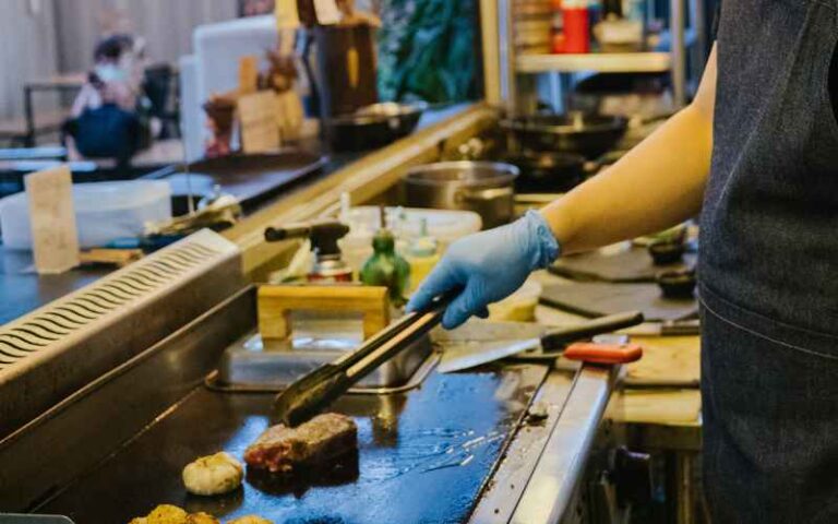 9 Small Franchise Business Ideas | FranchiseCoach